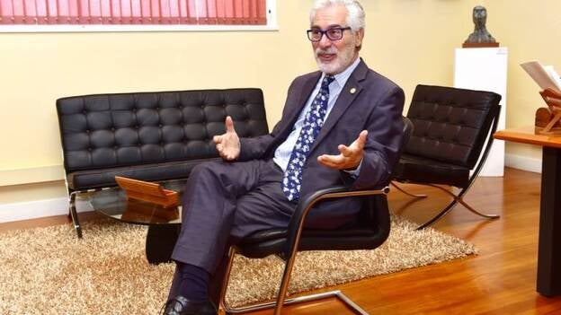José Regidor: "La ULPGC necesita tener titulaciones más competitivas ...