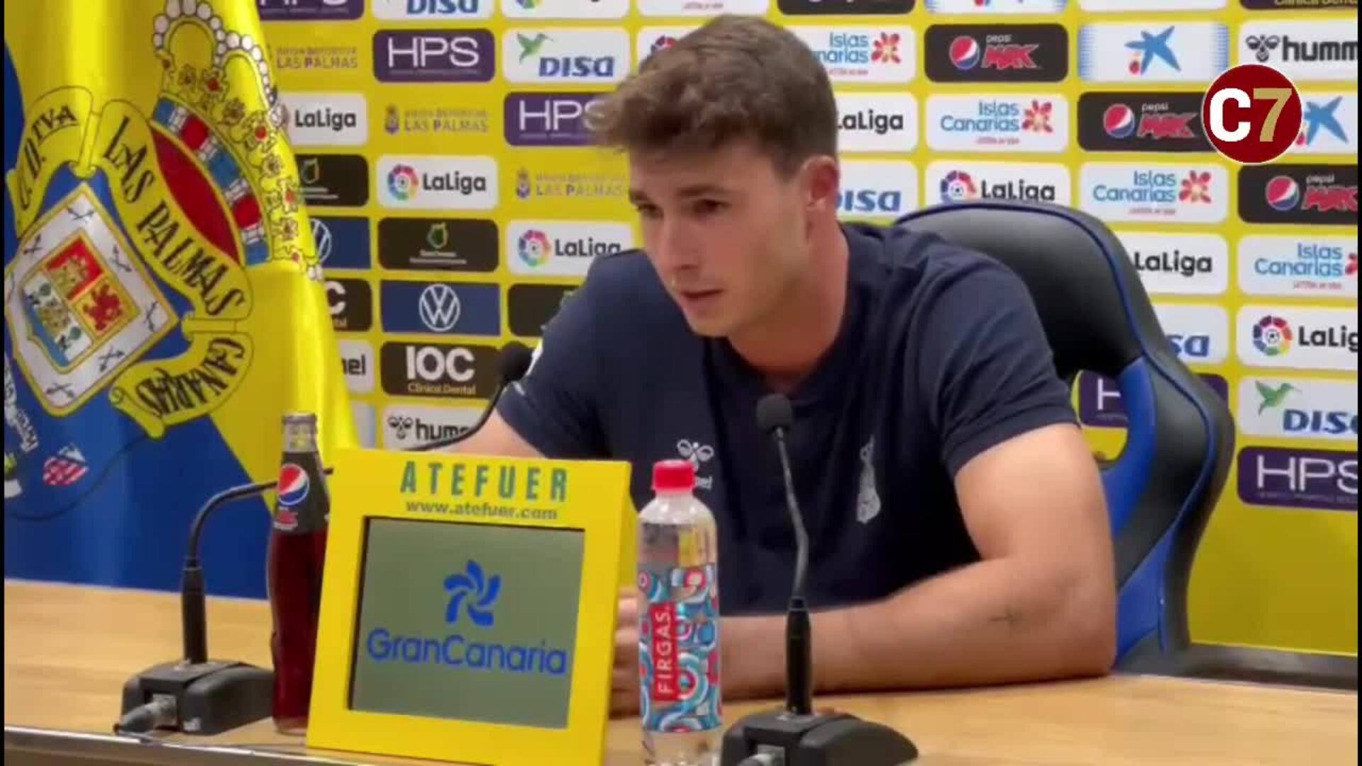 Álex Domínguez, portero de la UD, durante la rueda de prensa de hoy en ...